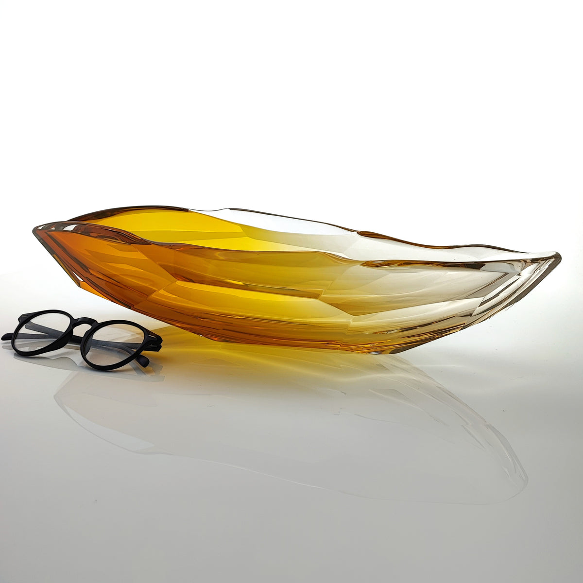 Carved Cut & Polished Vessel – David Reade Glass Art