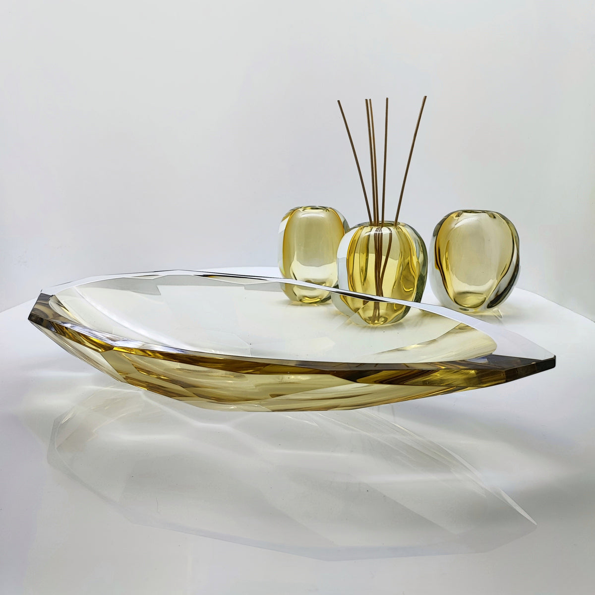Crystal Cut Vessel – David Reade Glass Art